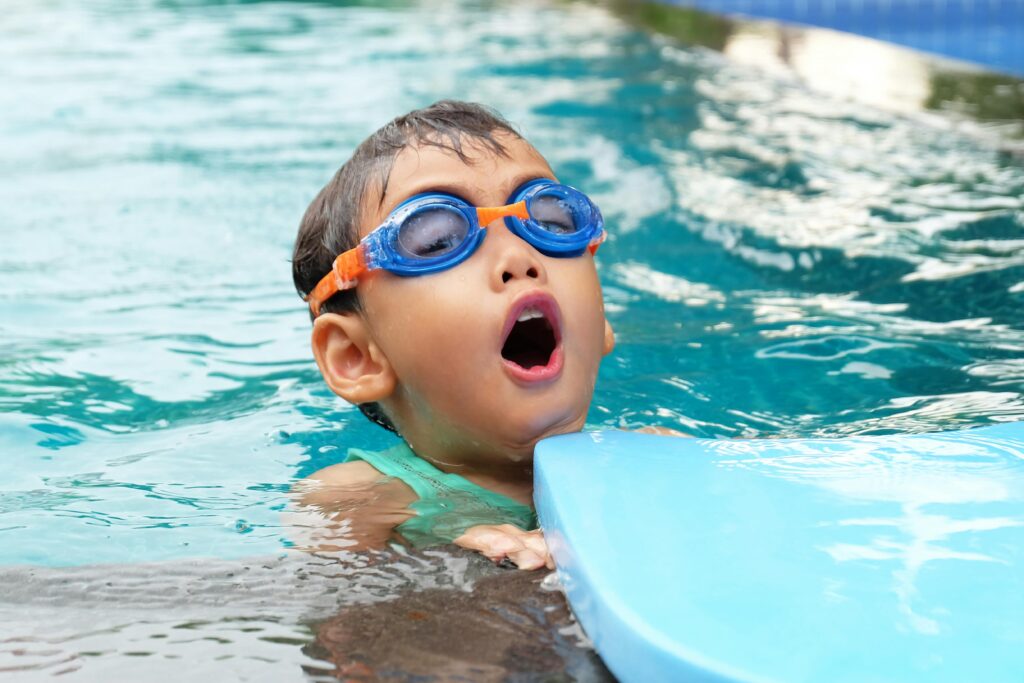 UV Ozone Pool System: Benefits, Safety & Cleaner Swimming Pools ...