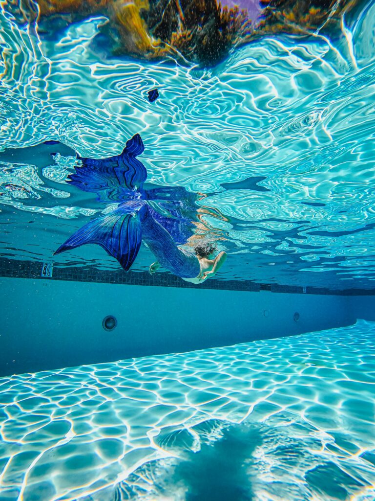 Biggest Indoor Swimming Pool In The World | Record Holders, Facts ...