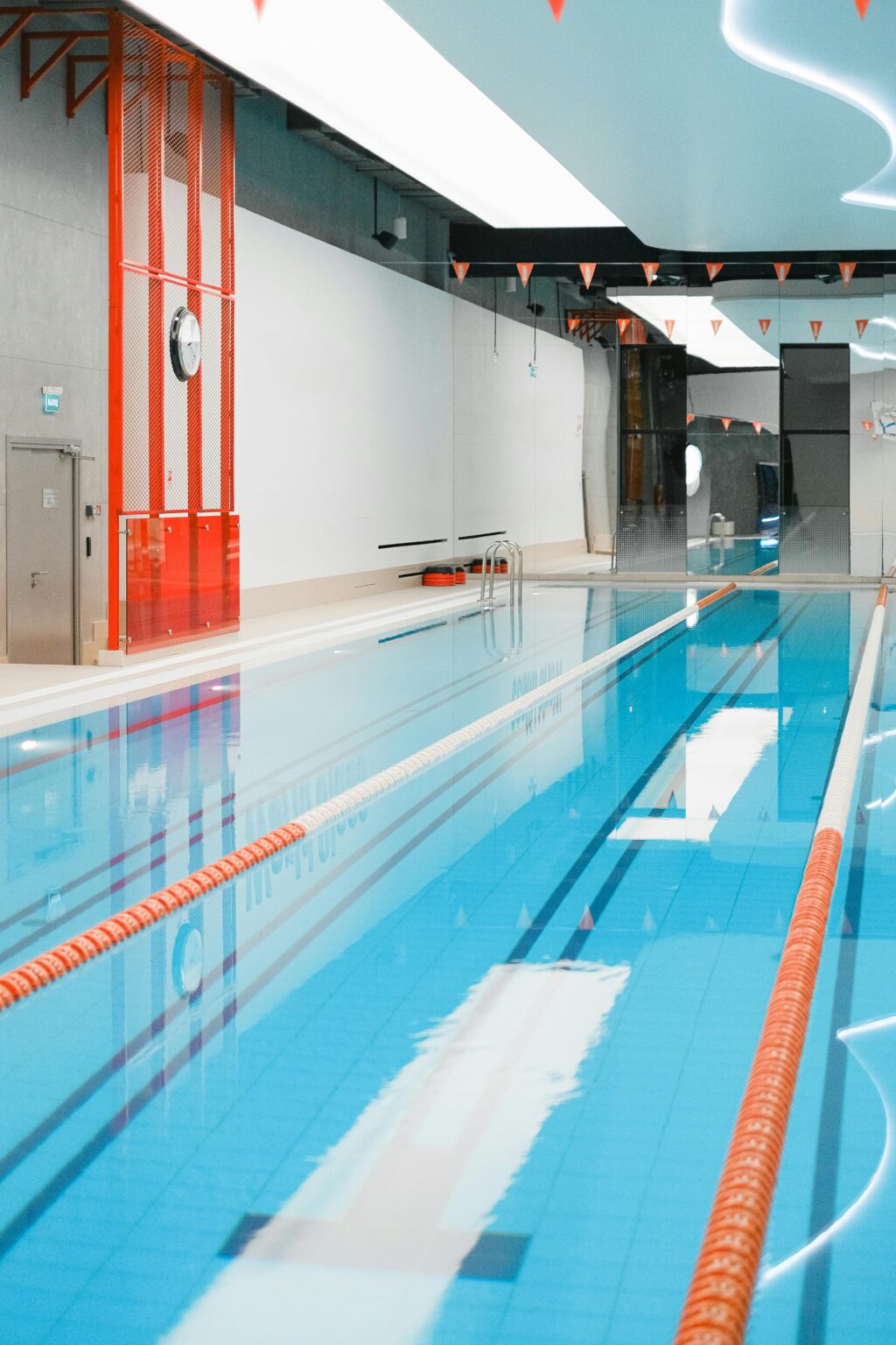 Ideal Temperature For Indoor Swimming Pools: Comfort, Health ...