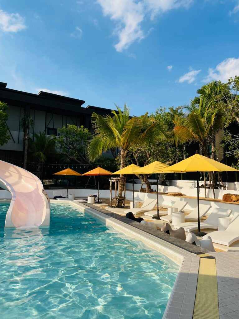 Outdoor Portable Swimming Pools: Types, Benefits & Buying Guide ...